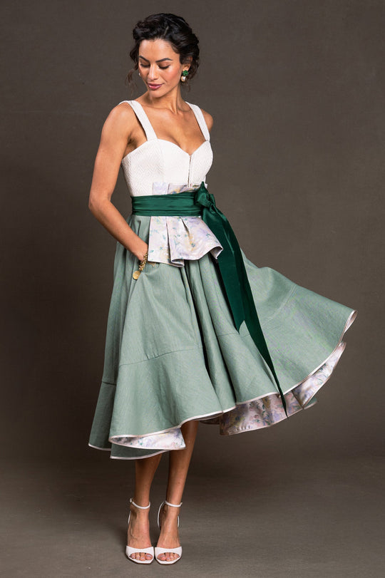 Luxuriöse Dirndl – exklusiv & hochwertig | POLICARPO – POLICARPO Trachten